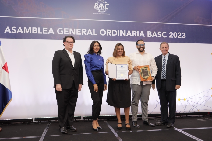 Entregan certificaciones de seguridad BASC a 37 empresas nacionales ...