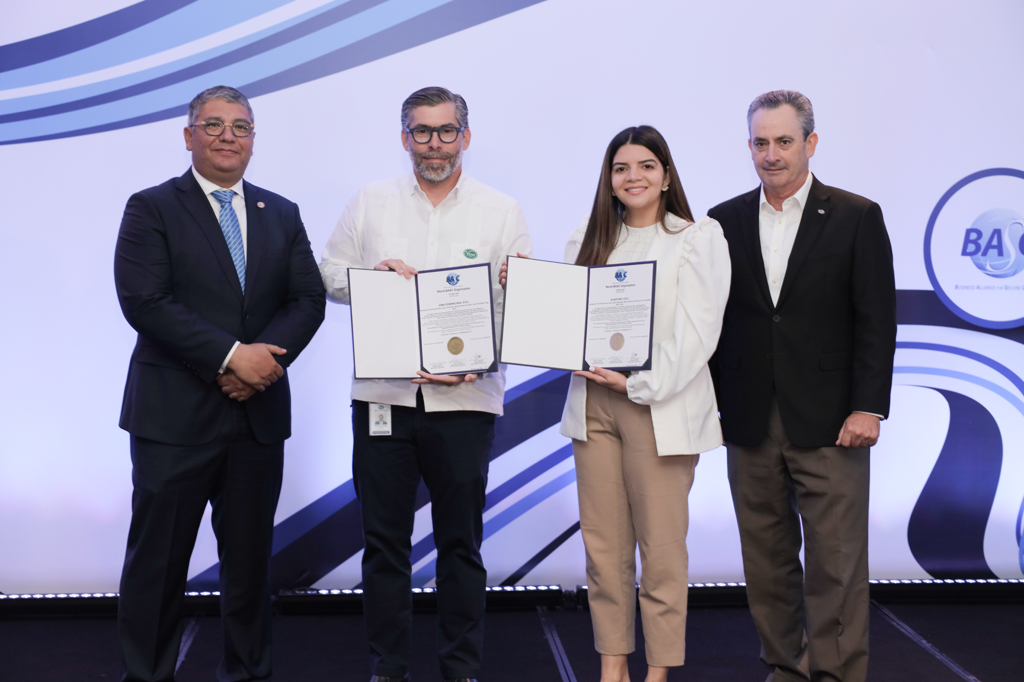 BASC entrega certificados a 37 empresas en su Asamblea General 2024 ...